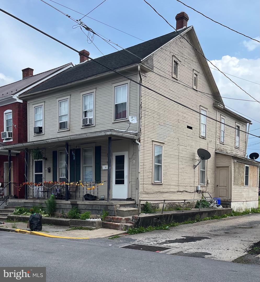 208 & 210 S Spruce St, Lewistown, PA 17044 - MLS PAMF2052214 - Coldwell ...