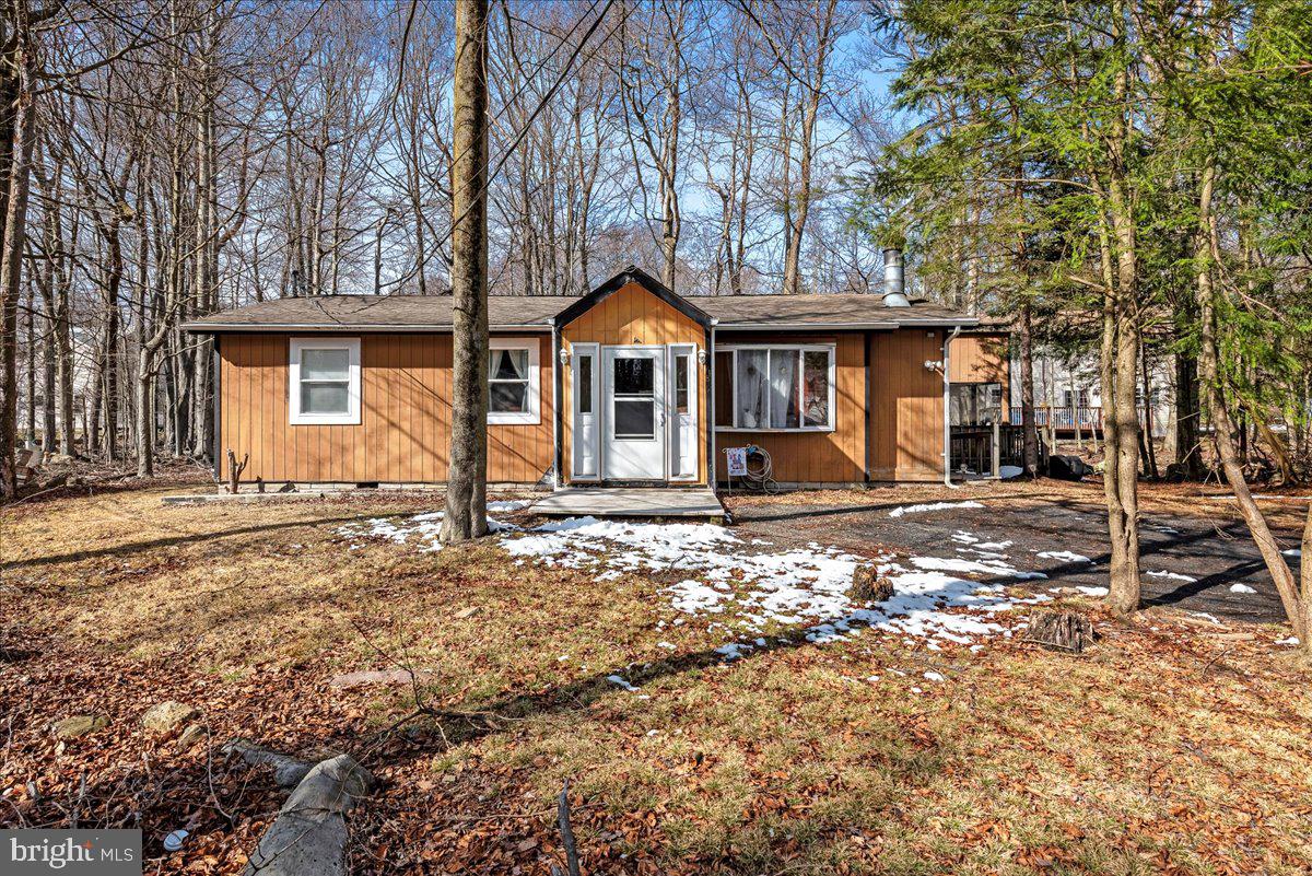 7443 Tamara Ln, Tobyhanna, PA 18466 - MLS PAMR2004816 - Coldwell Banker