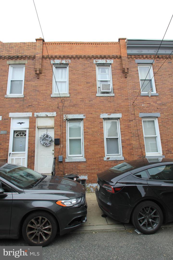 3027 Weikel St, Philadelphia, PA 19134 - MLS PAPH2435824 - Coldwell Banker