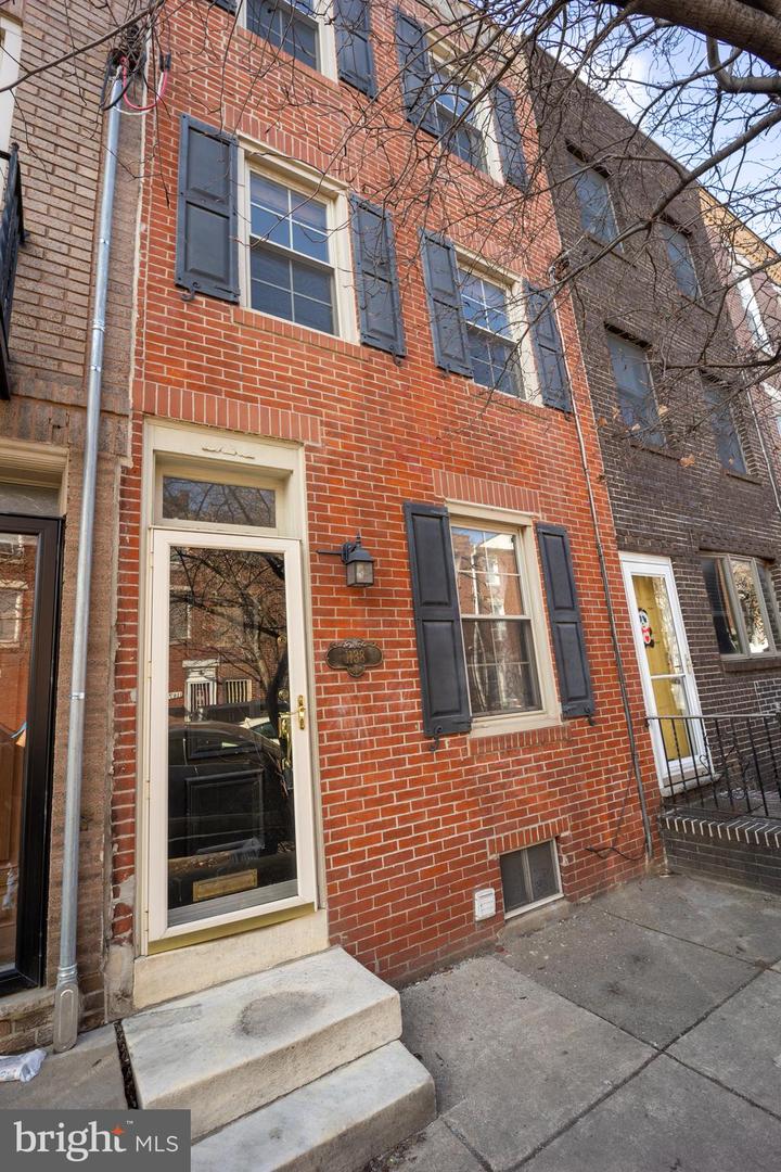 1138 S 7th St, Philadelphia, PA 19147 - MLS PAPH2449078 - Coldwell Banker