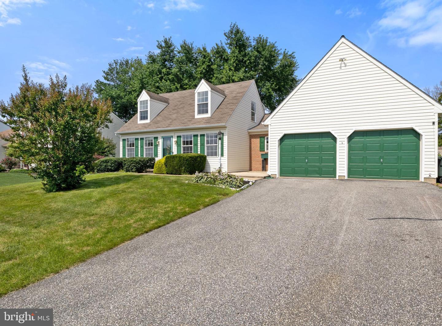 3095 Jodi Ln, Dover, PA 17315 - MLS PAYK2085538 - Coldwell Banker