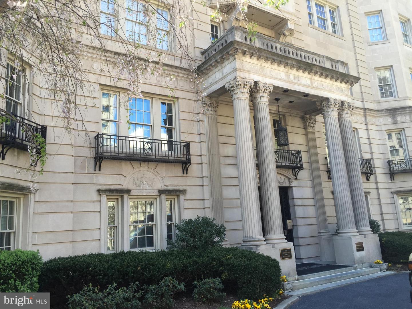 1026 16th St NW #205, Washington, DC 20036 - MLS DCDC2123030 - Coldwell ...