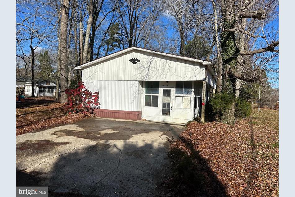 37633 Oak St, Ocean View, DE 19970 - MLS DESU2046168 - Coldwell Banker