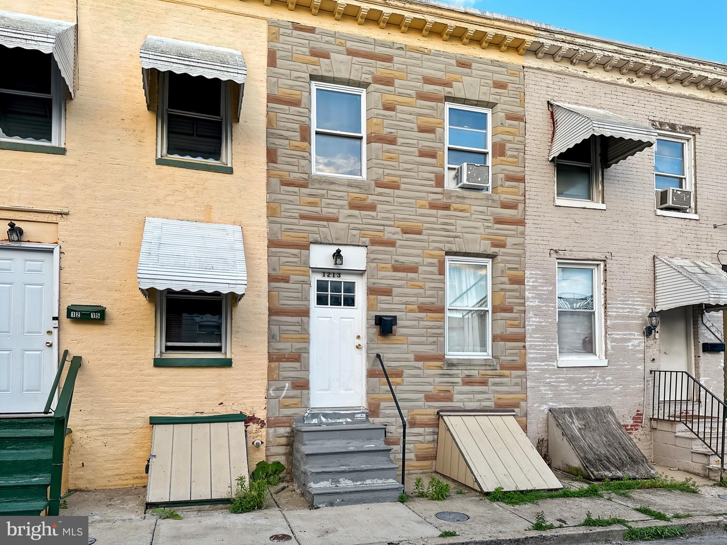 1213 N Spring St, Baltimore, MD 21213 - MLS MDBA2168862 - Coldwell Banker