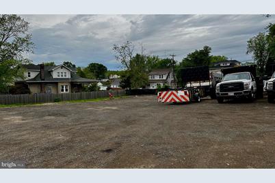 2301 Sulphur Spring Rd, Halethorpe, MD 21227 - MLS MDBC2067452 ...