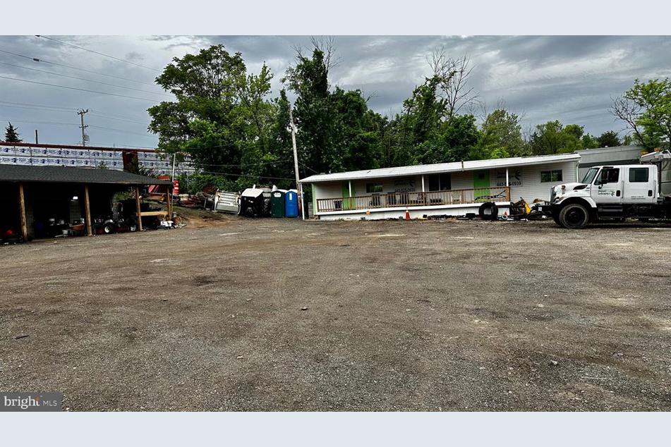 2301 Sulphur Spring Rd, Halethorpe, MD 21227 - MLS MDBC2067452 ...