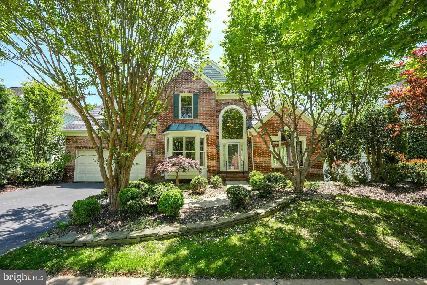 9722 Clagett Farm Dr, Potomac, MD 20854 - MLS MDMC2178324 - Coldwell Banker