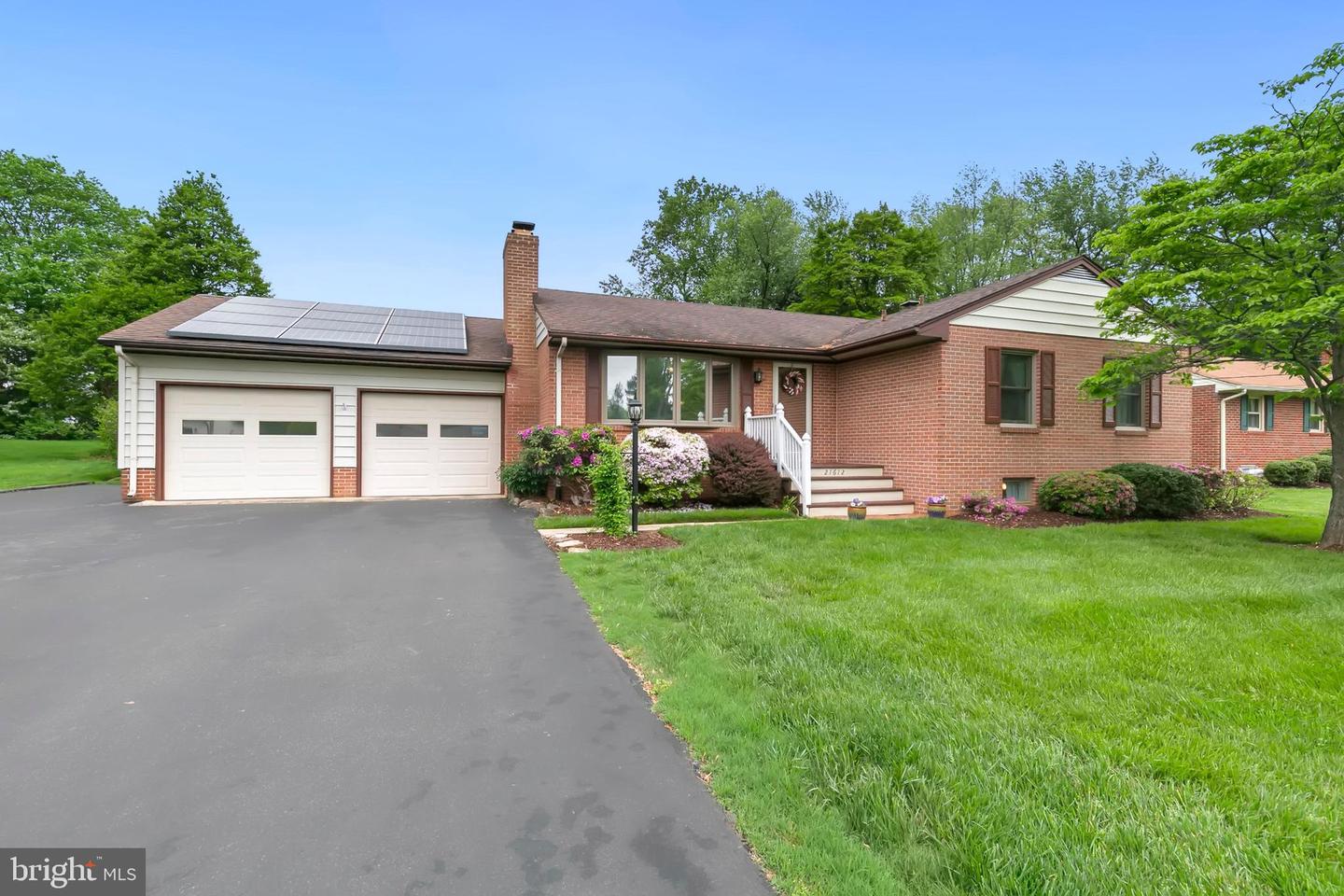 21612 2nd St, Gaithersburg, MD 20882 - MLS MDMC2178714 - Coldwell Banker