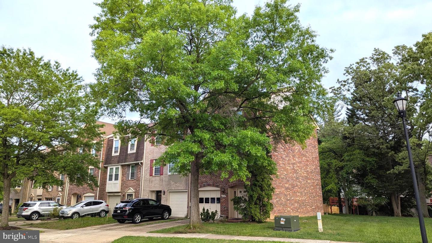 10401 Storch Dr, Lanham, MD 20706 - MLS MDPG2150608 - Coldwell Banker