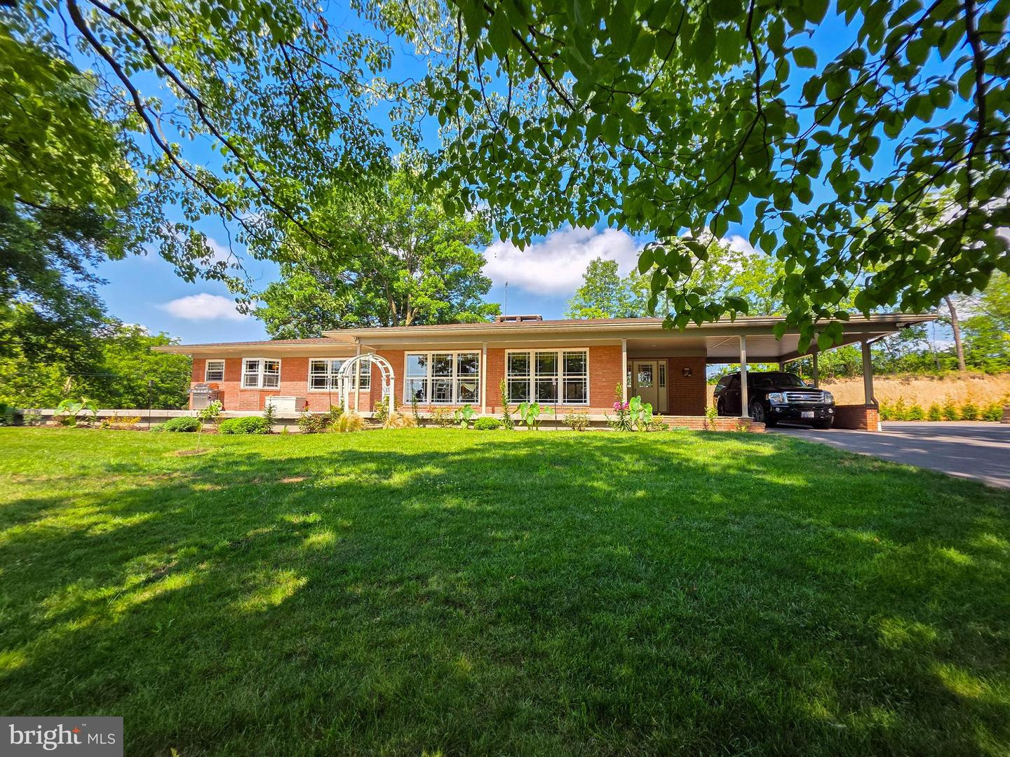 13124 Greencastle Pike, Hagerstown, MD 21740 - MLS MDWA2030086 ...