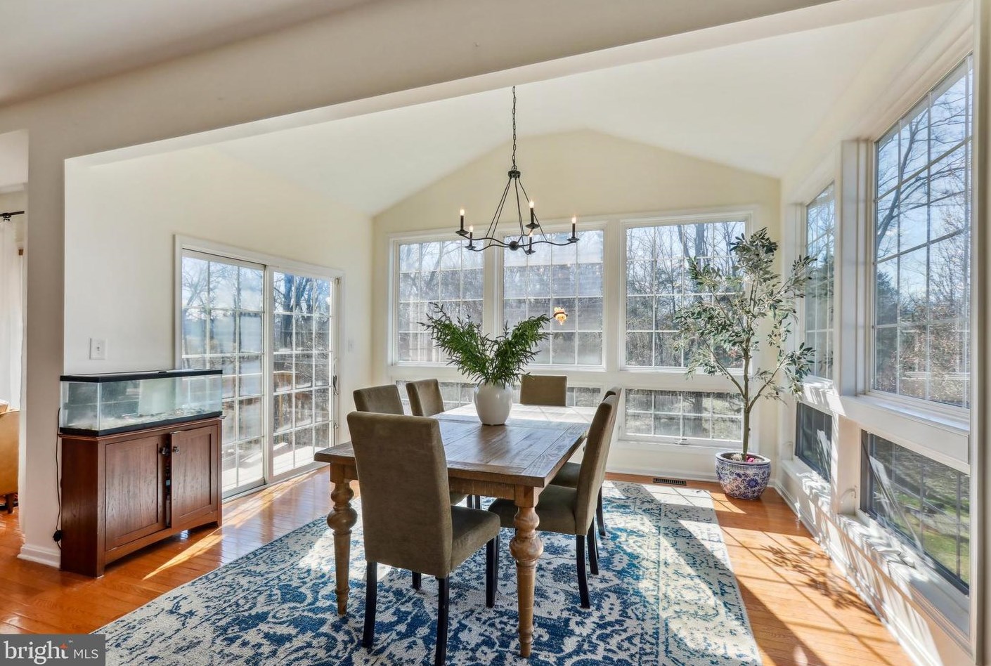 671 Aztec Dr, Martinsburg, WV 25405 owner and property records