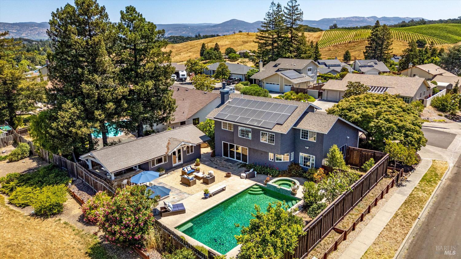 3412 Royal Ct, Napa, CA 94558 - MLS 325053550 - Coldwell Banker