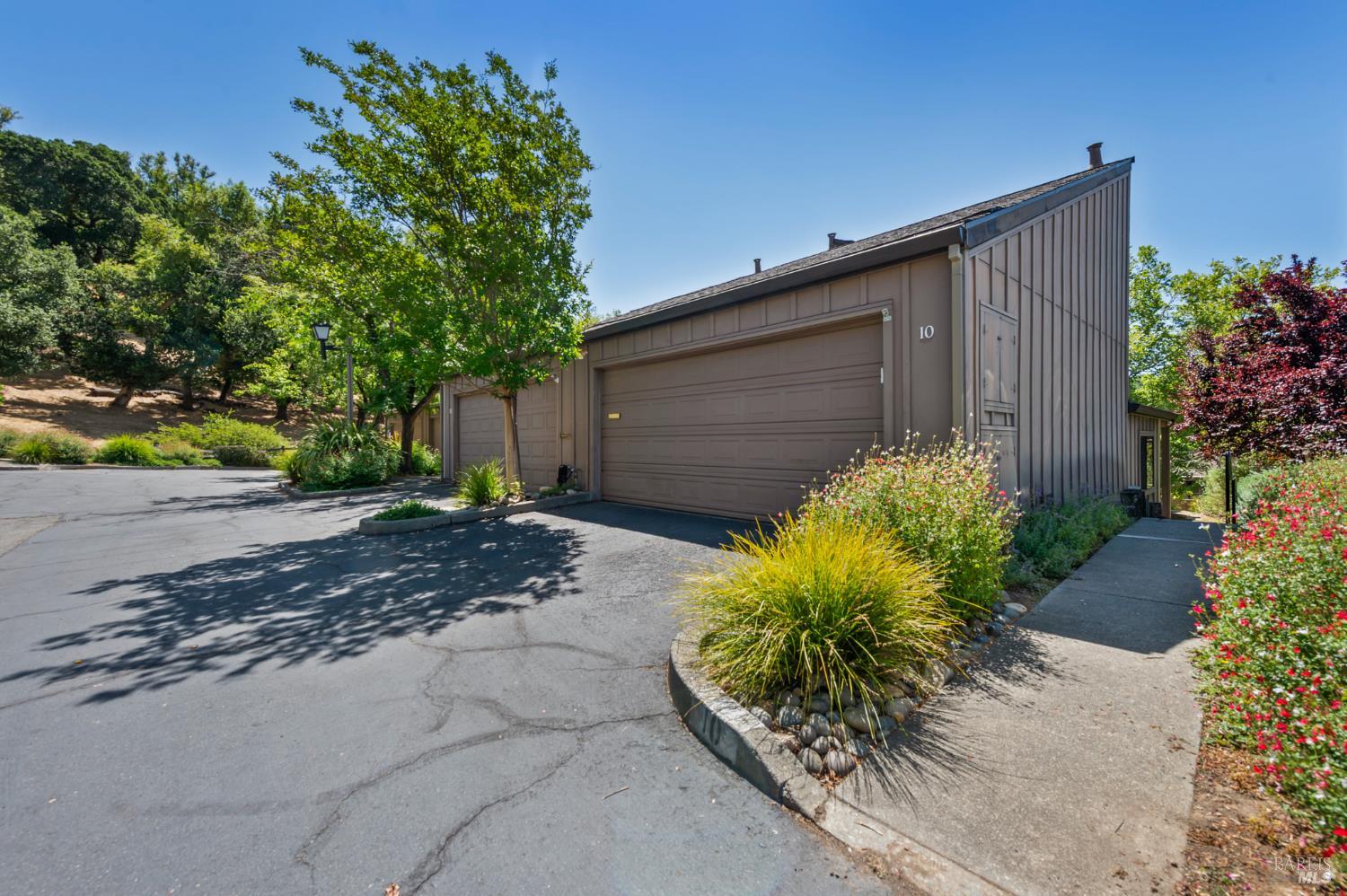10 Josefa Ct, Novato, CA 94949 - MLS 325058910 - Coldwell Banker