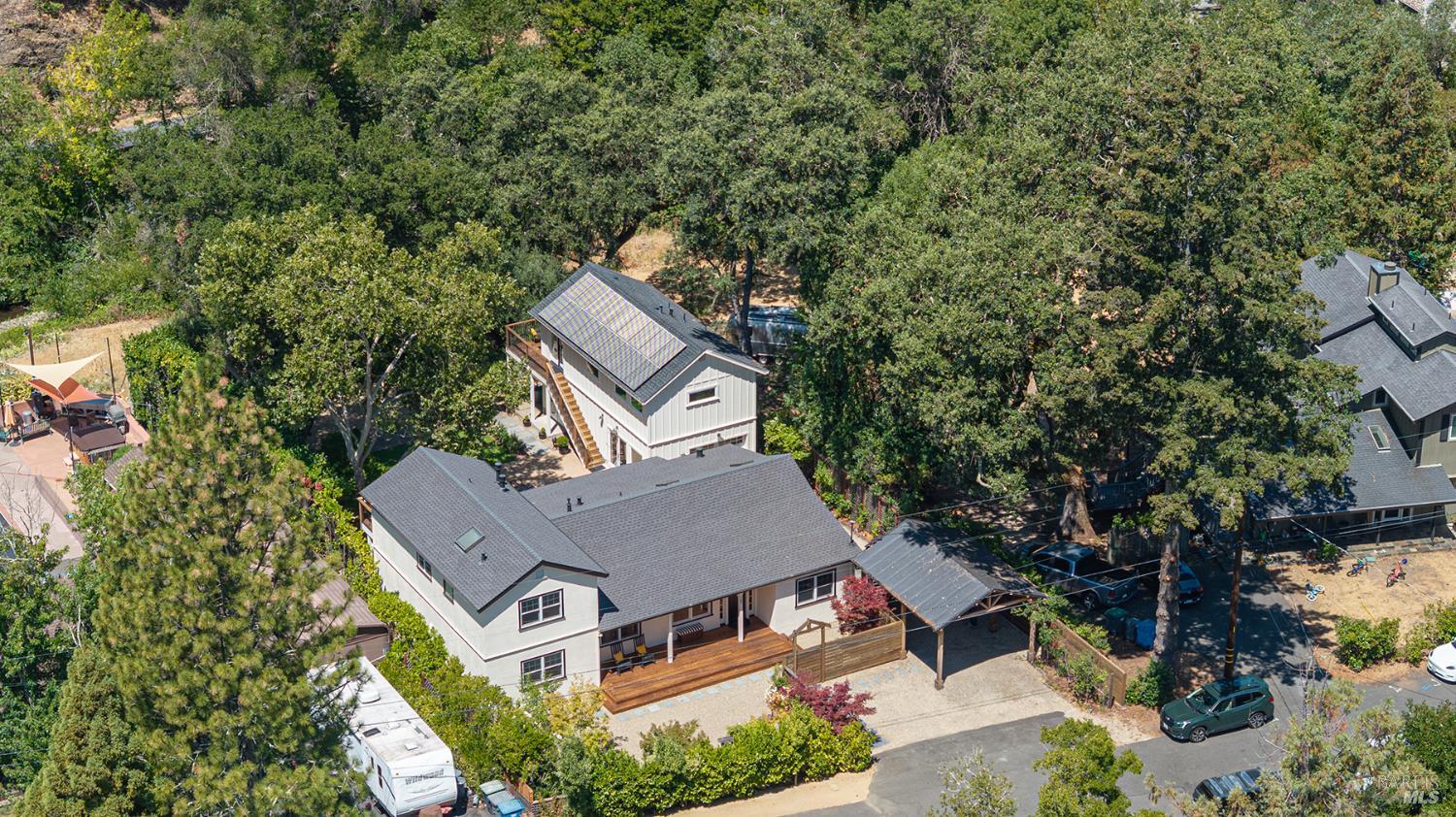 109 Riddle Rd, Glen Ellen, CA 95442 - MLS 325068706 - Coldwell Banker