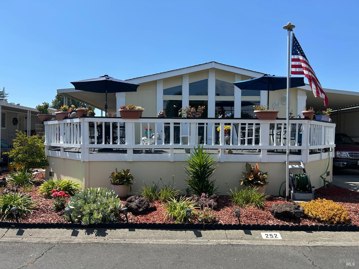252 Clover Way, Napa, CA 94558 - MLS 325077333 - Coldwell Banker