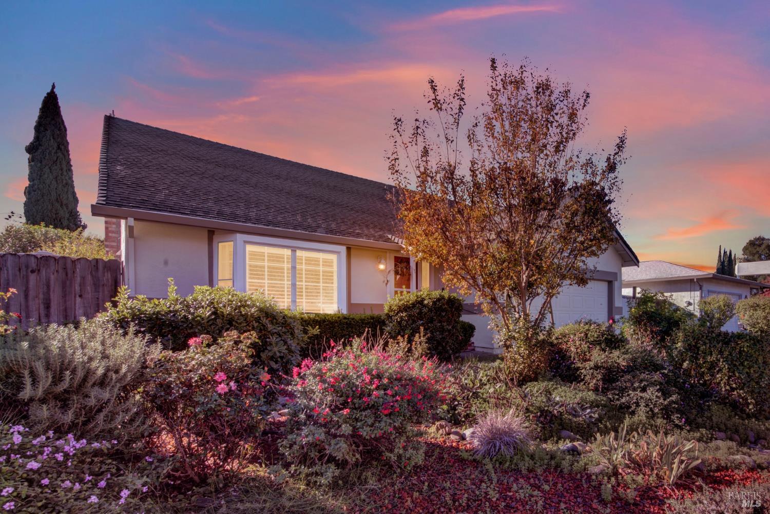 1355 W H St, Dixon, CA 95620 - MLS 325099433 - Coldwell Banker