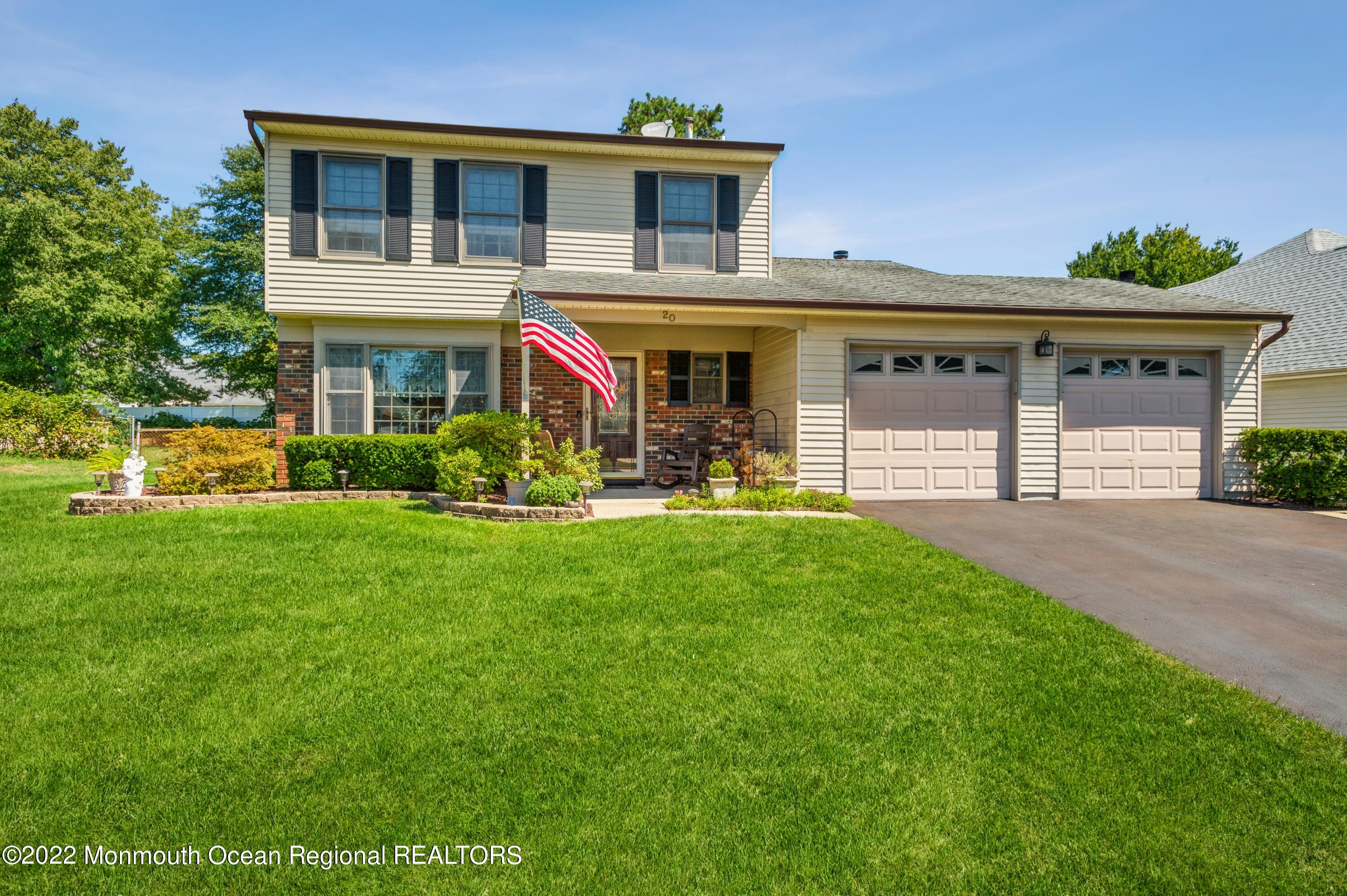 20 Berkshire Dr, Howell Township, NJ 07731 - MLS 22228702 - Coldwell Banker