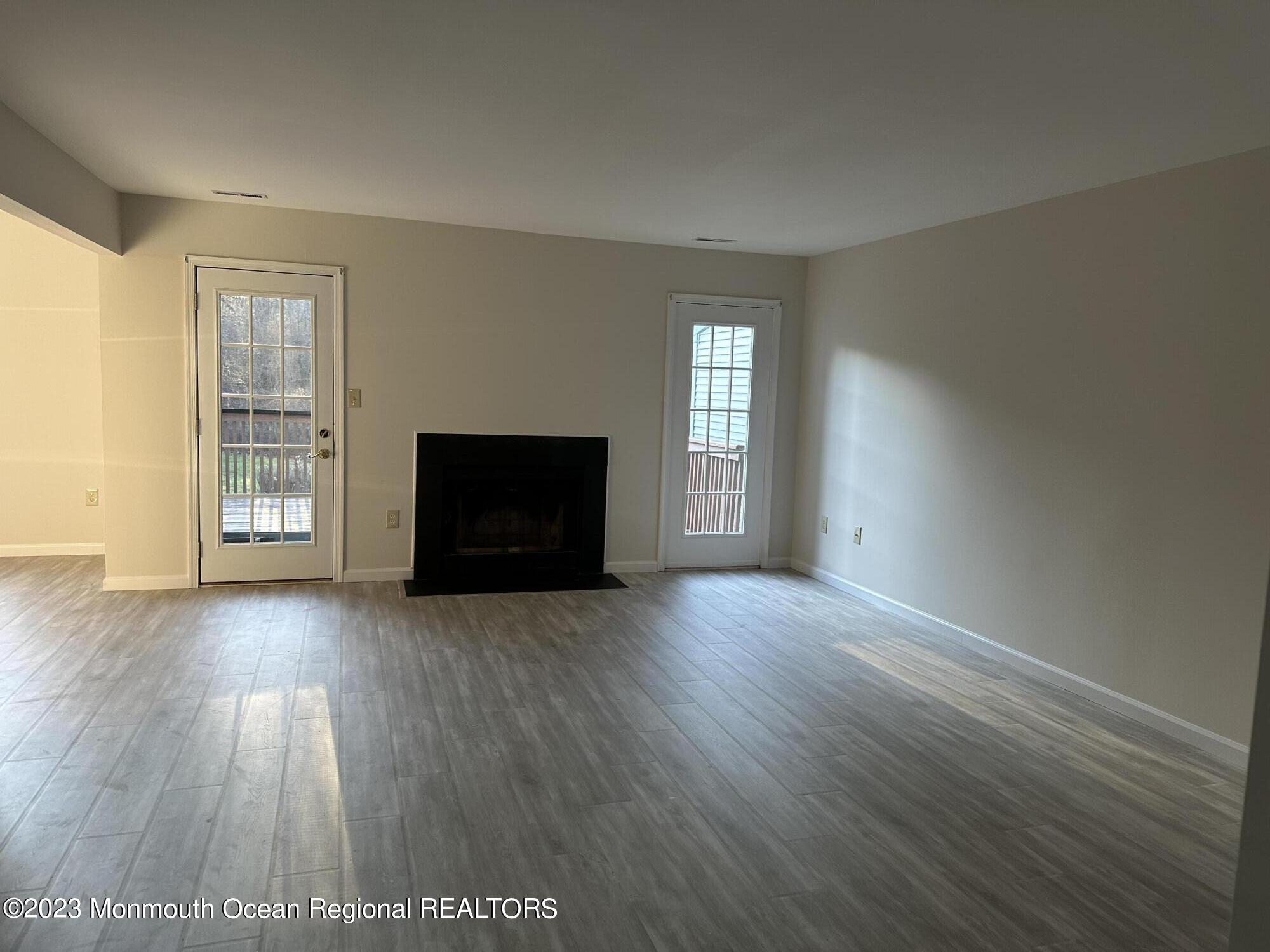 9 Hancock Ln, Manalapan Township, NJ 07726 - MLS 22235061 - Coldwell Banker