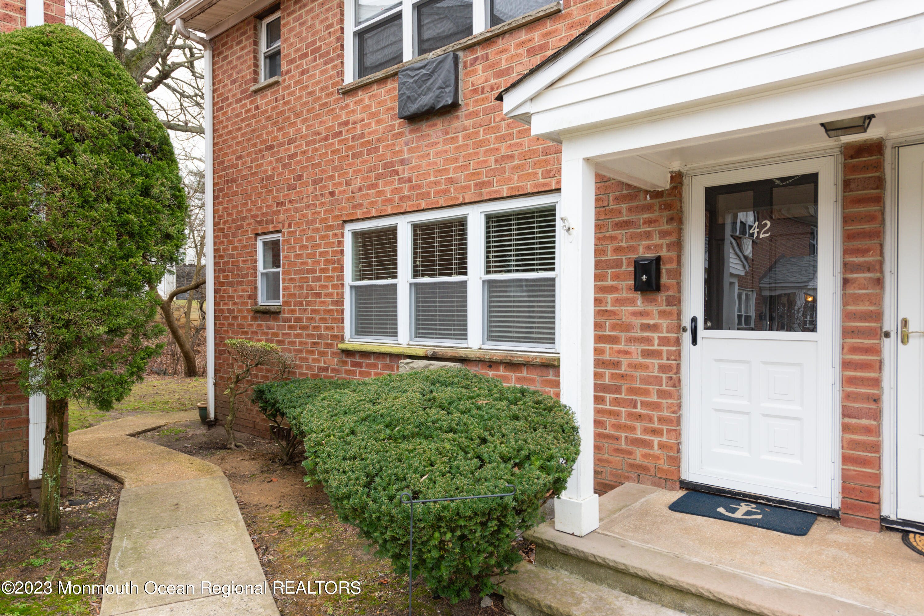 42 King James Ln, Atlantic Highlands, NJ 07716 - MLS 22301443 - Coldwell Banker