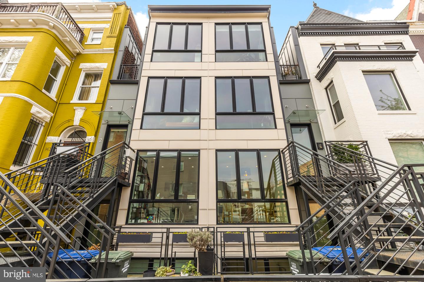 1442 Newton St NW #1, Washington, DC 20010 - MLS DCDC2174368 - Coldwell ...