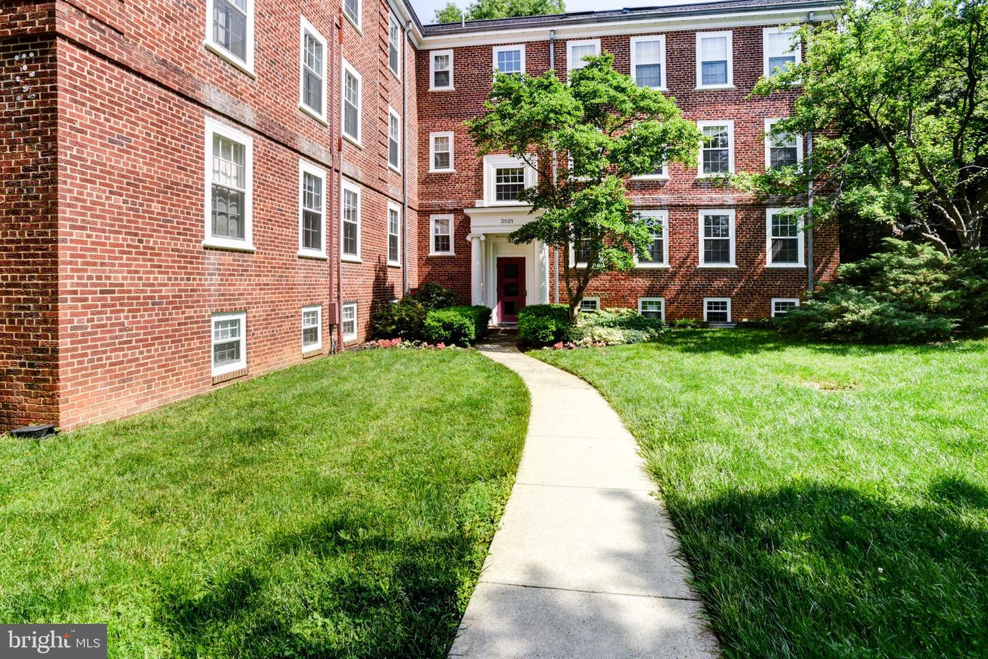 3821 Newark St NW #B440, Washington, DC 20016 - MLS DCDC2201416 ...