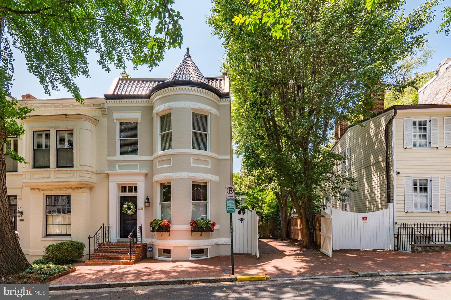 1236 Potomac St NW, Washington, DC 20007 - MLS DCDC2201840 - Coldwell ...