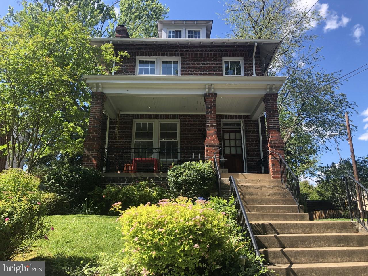 3711 Warren St NW, Washington, DC 20016 - MLS DCDC2206592 - Coldwell Banker