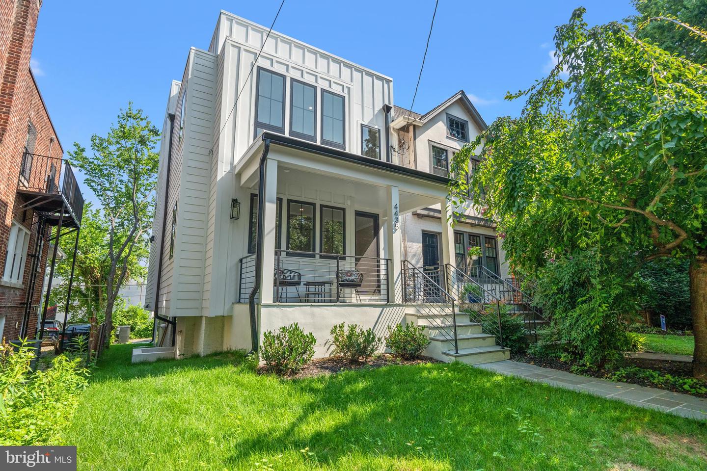 4435 Harrison St NW, Washington, DC 20015 - MLS DCDC2213028 - Coldwell ...