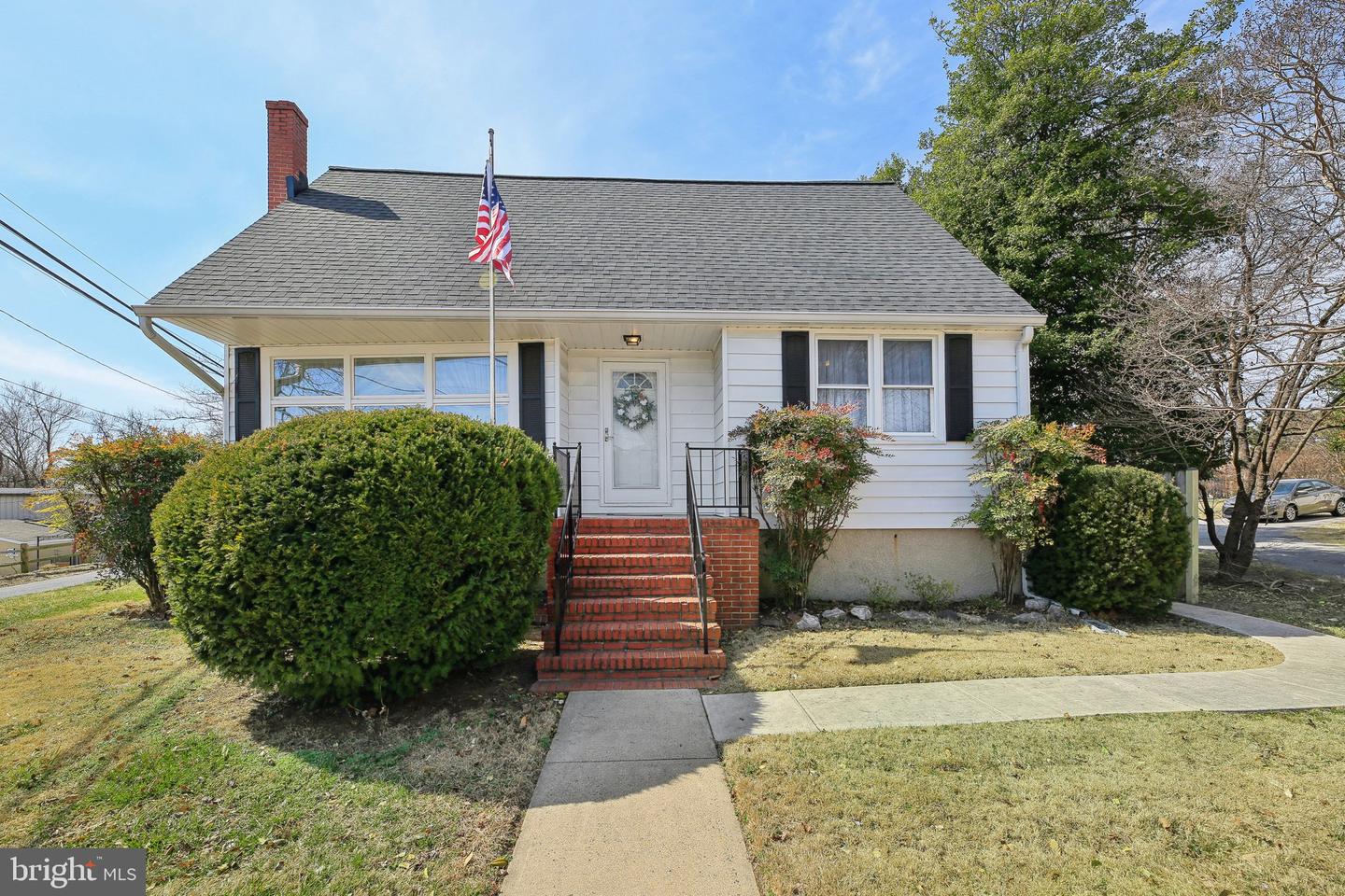 5238 Benson Ave, Baltimore, MD 21227 - MLS MDBC2120392 - Coldwell Banker