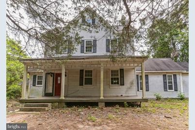 3930 Hallowing Point Rd, Prince Frederick, MD 20678 - MLS MDCA2012900 ...