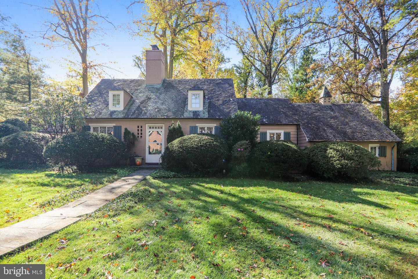 5620 Lambeth Rd, Bethesda, MD 20814 - MLS MDMC2020352 - Coldwell Banker