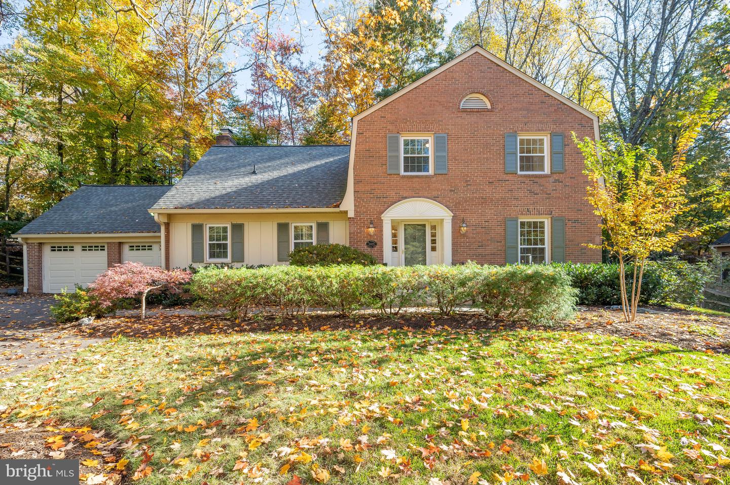 11825 Hunting Ridge Ct, Potomac, MD 20854 - MLS MDMC2073792 - Coldwell ...