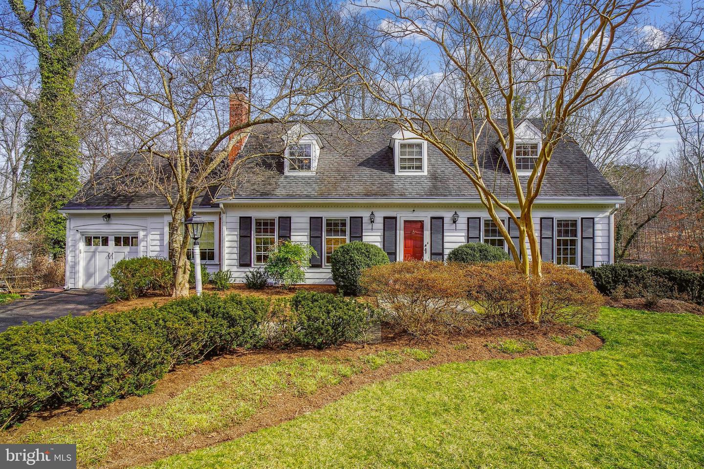 9200 Farnsworth Dr, Potomac, MD 20854 - MLS MDMC2118370 - Coldwell Banker