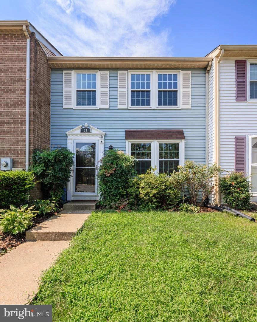 21 Valley Park Ct, Damascus, MD 20872 - MLS MDMC2150840 - Coldwell Banker