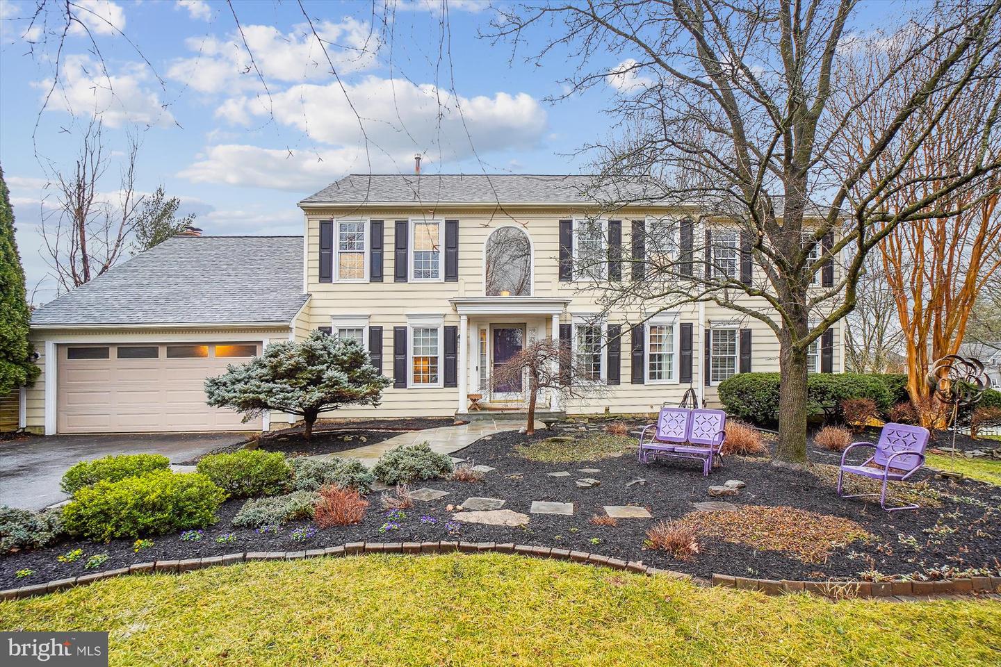 9 Haller Ct, Poolesville, MD 20837 - MLS MDMC2166938 - Coldwell Banker