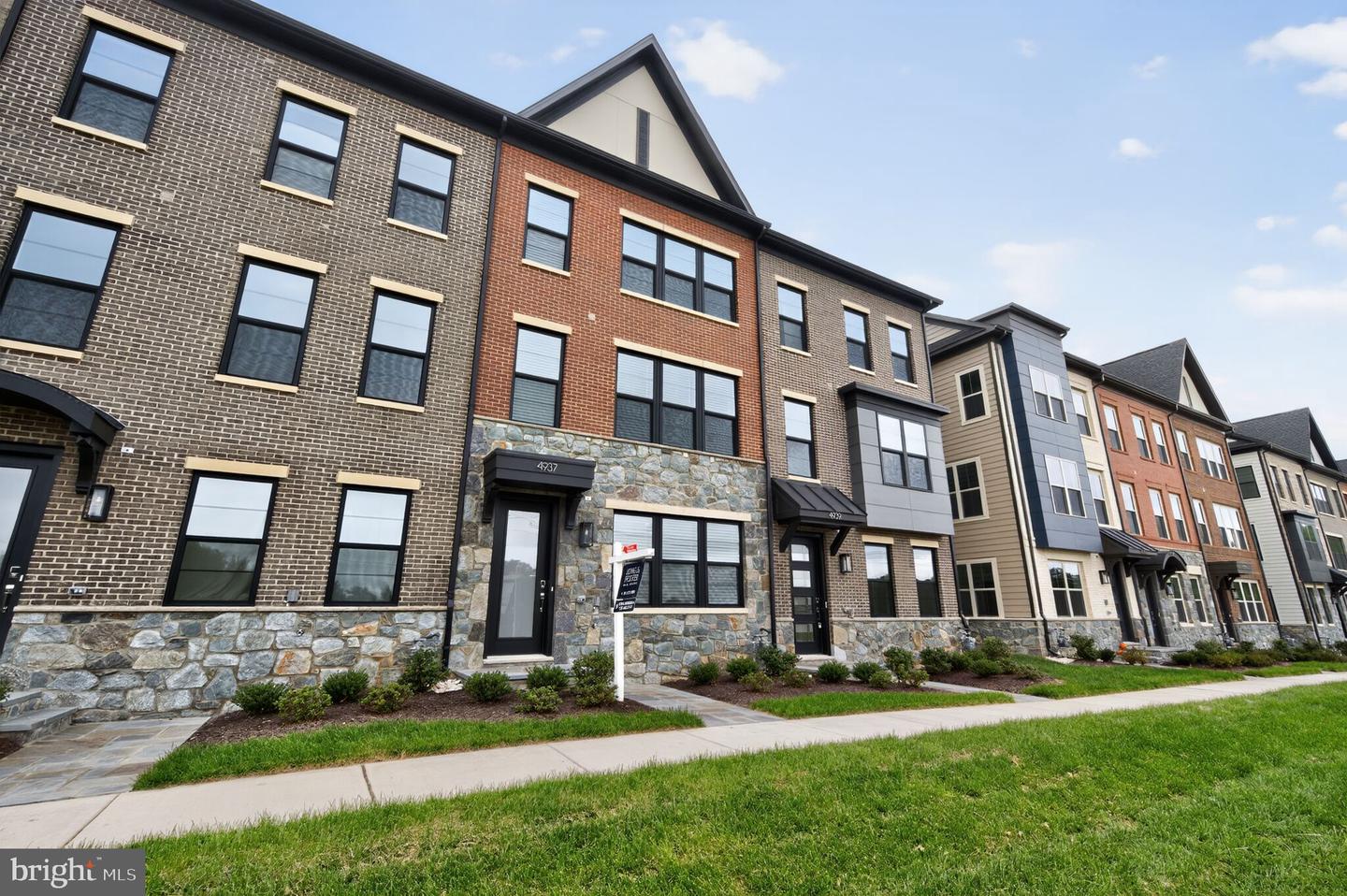 4937 Purdy Aly, Rockville, MD 20850 - MLS MDMC2195034 - Coldwell Banker
