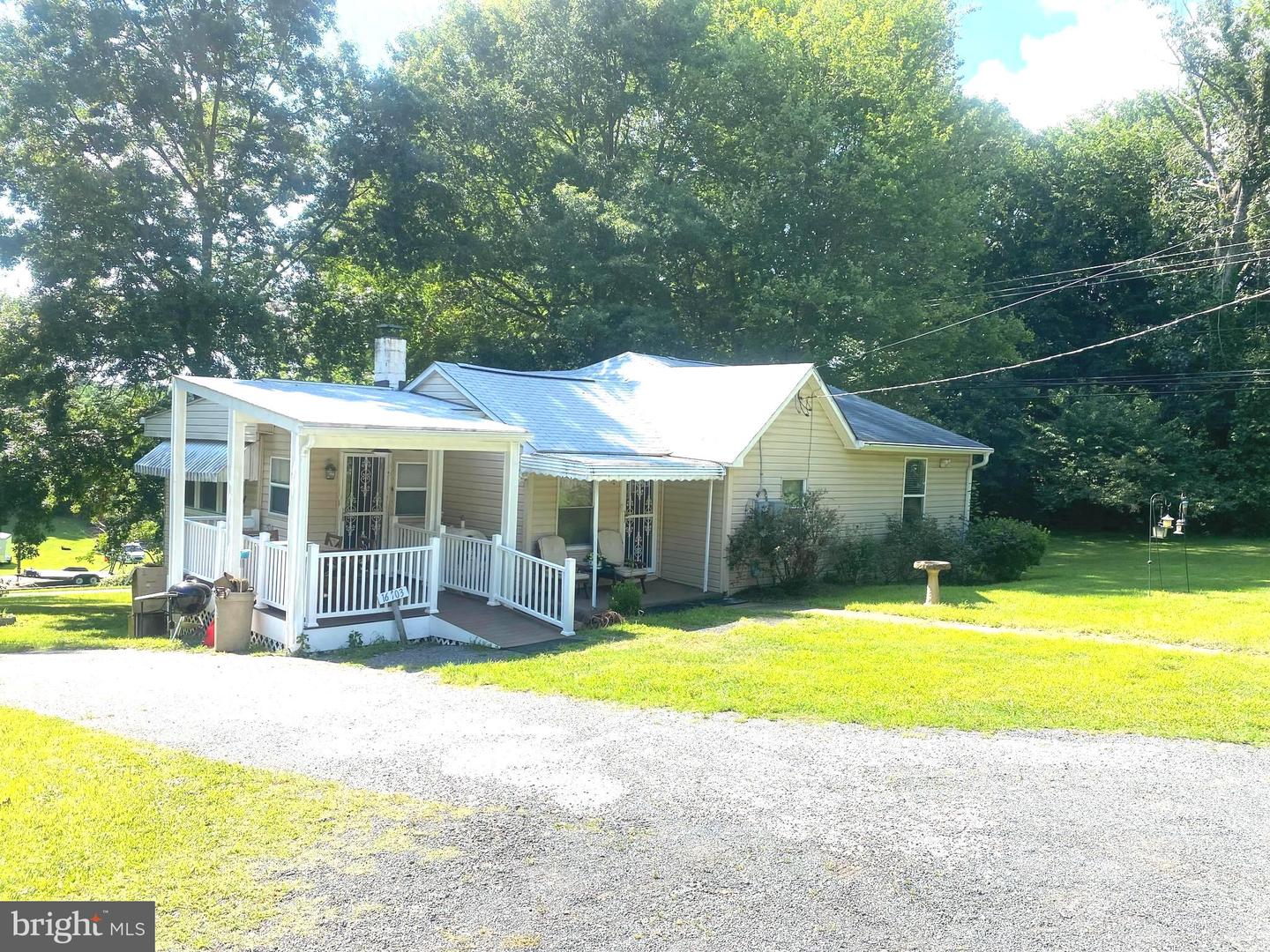 16703 Queen Anne Bridge Rd, Bowie, MD 20716 - MLS MDPG2084878 ...