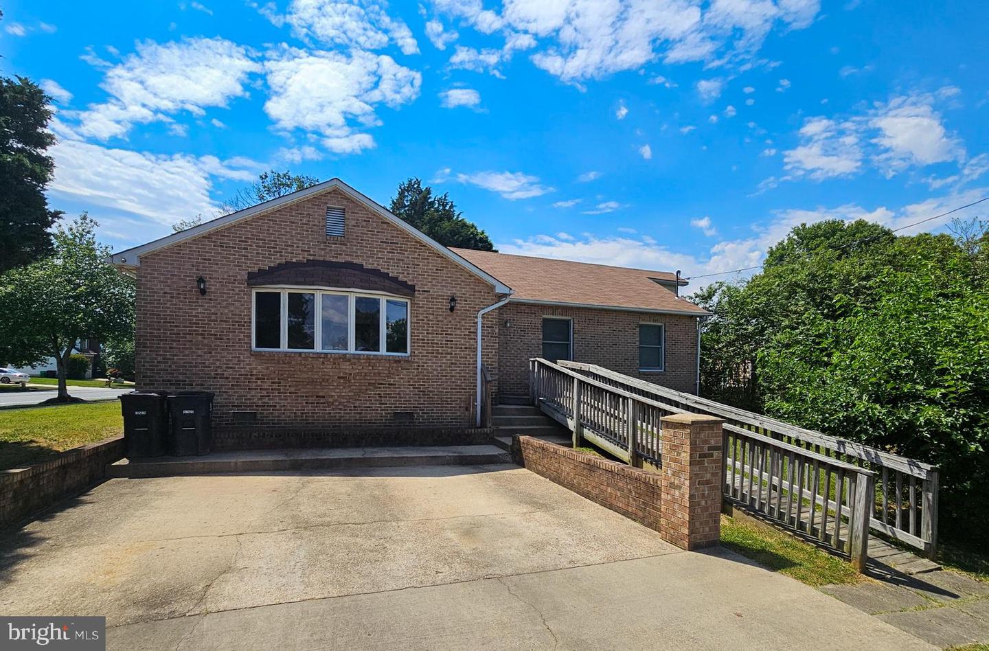 11205 Old Fort Rd, Fort Washington, MD 20744 - MLS MDPG2116526 ...