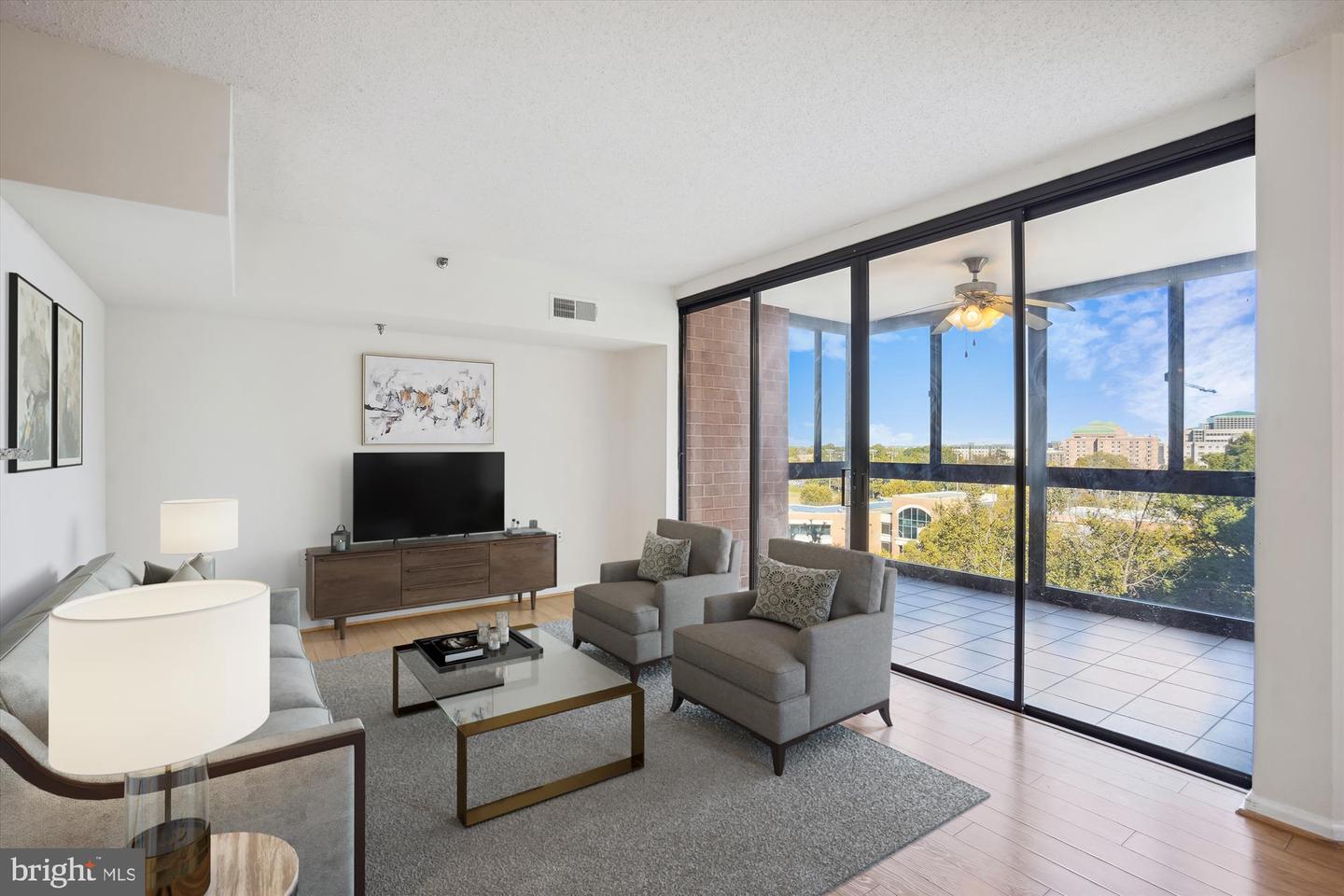 1001 N Randolph St #822, Arlington, VA 22201 - MLS VAAR2037186 ...