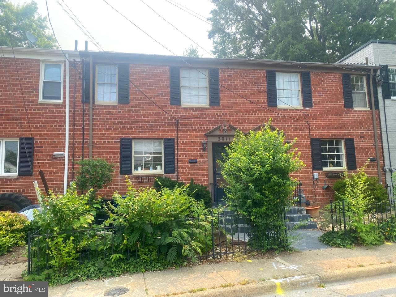3011 Mosby St, Alexandria, VA 22305 - MLS VAAX2024810 - Coldwell Banker