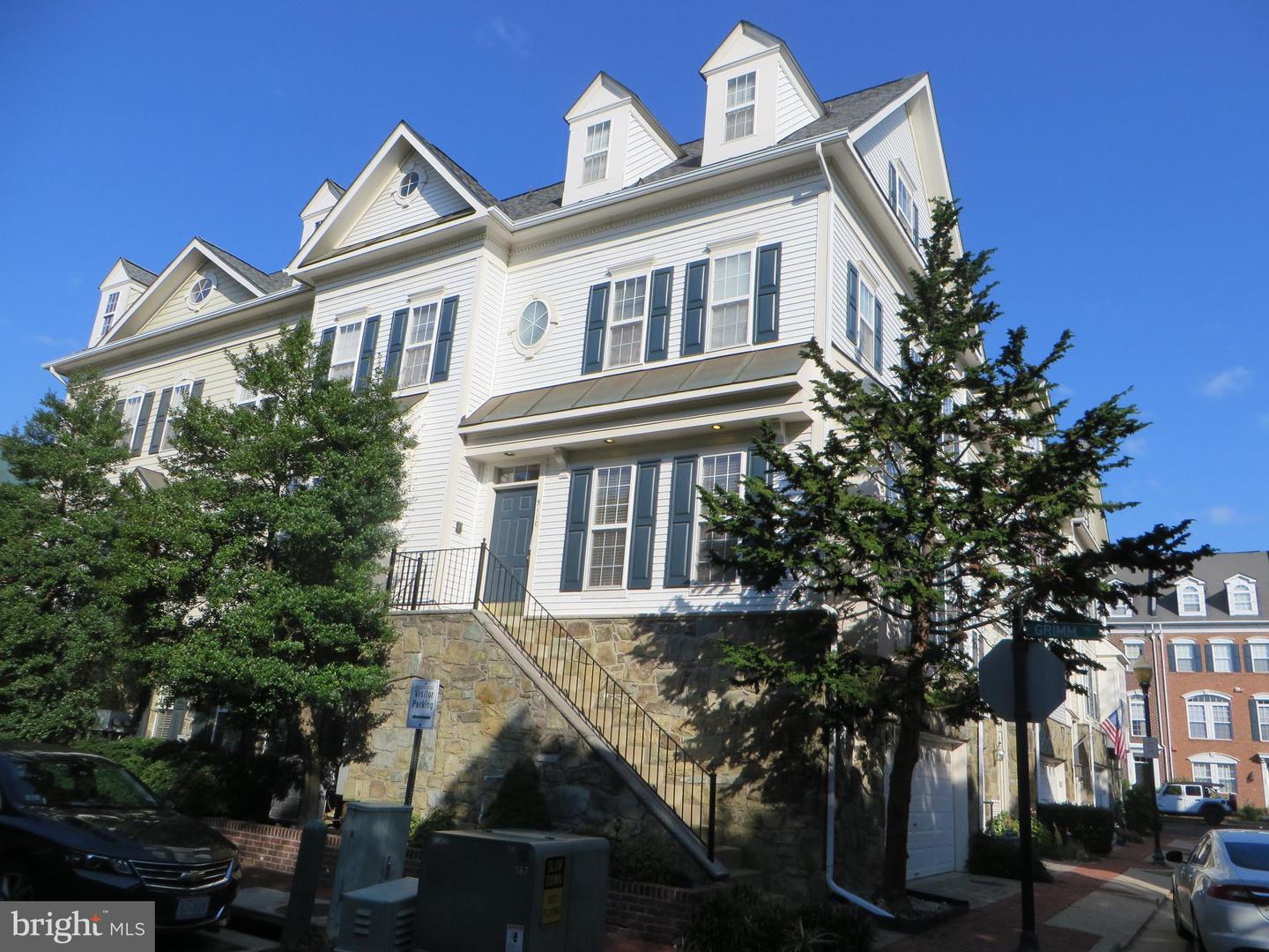 5110 Vos Ln, Alexandria, VA 22304 - MLS VAAX2038246 - Coldwell Banker