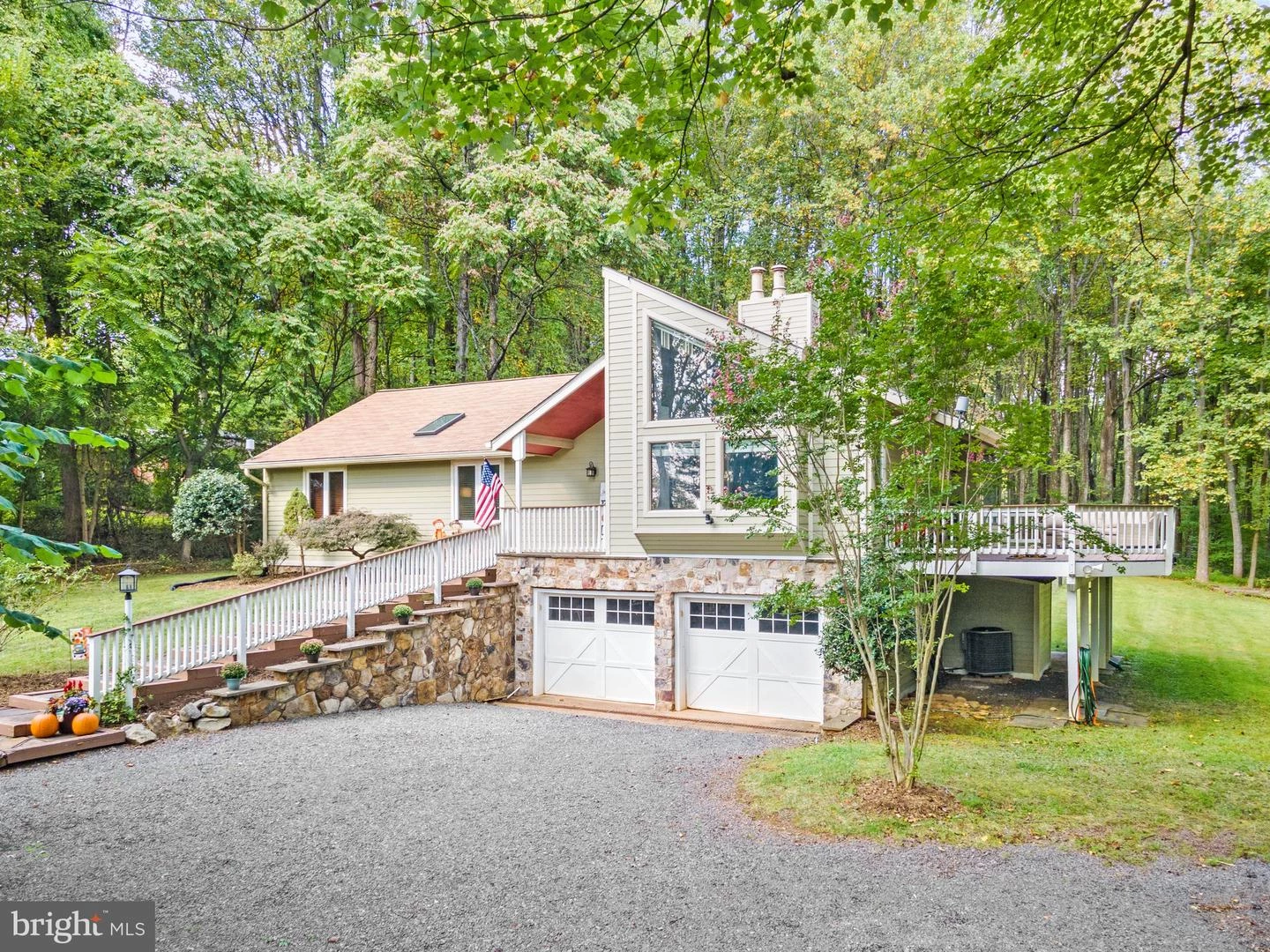 6420 Old Bust Head Rd, Broad Run, VA 20137 - MLS VAFQ2014058 - Coldwell ...