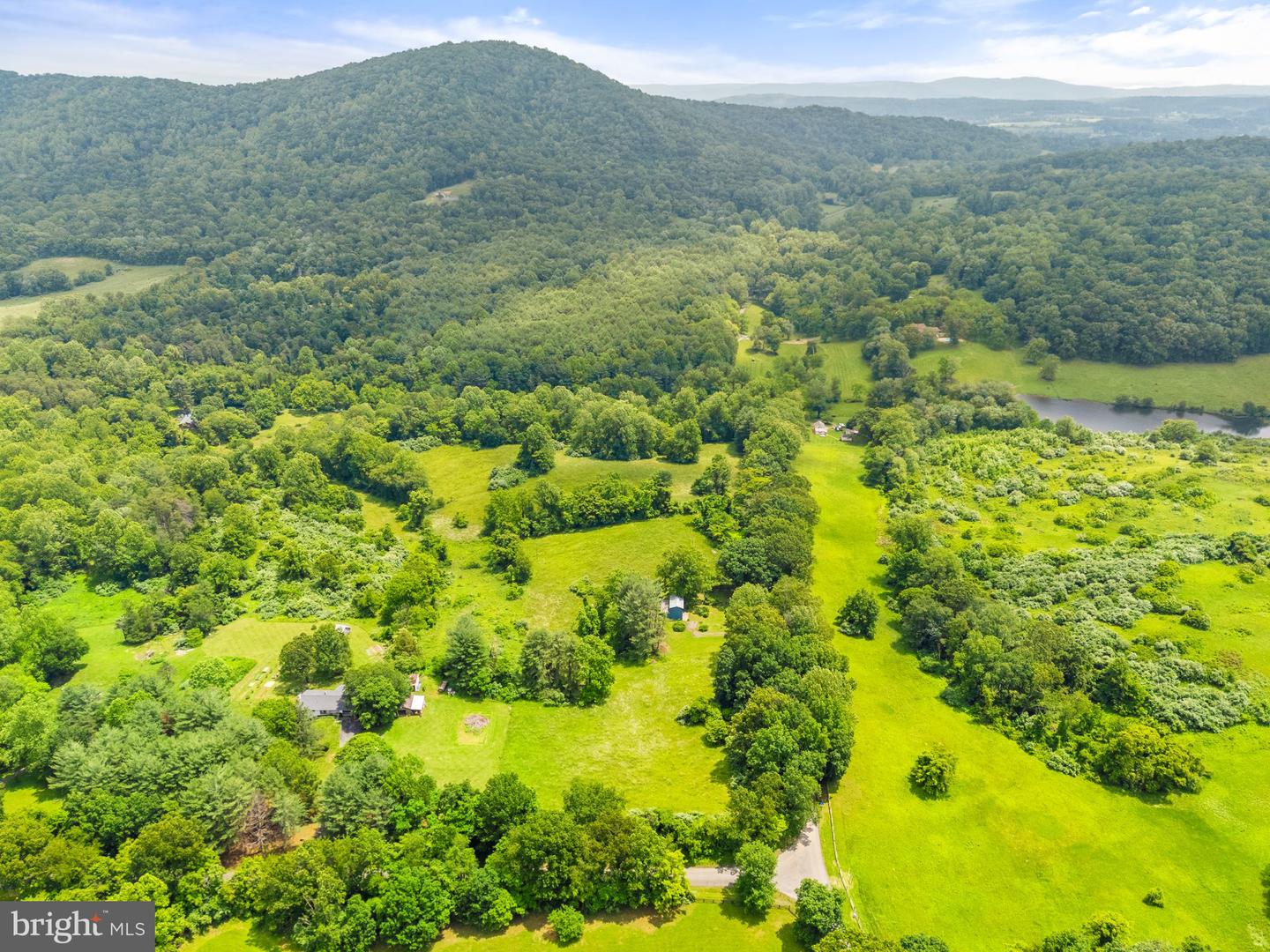 11066 Moreland Rd, Delaplane, VA 20144 - MLS VAFQ2016910 - Coldwell Banker