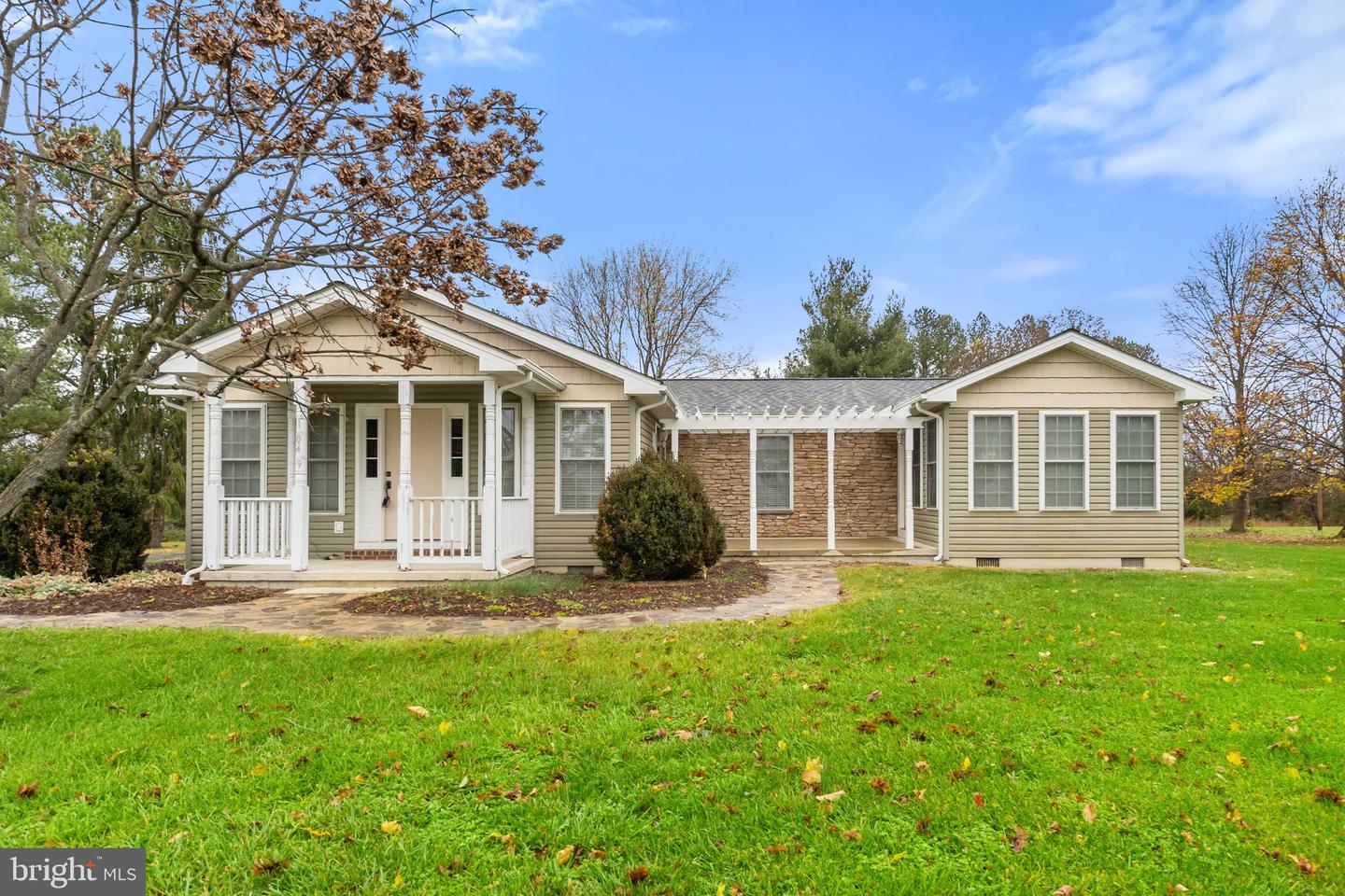 1049 Double Church Rd, Stephens City, VA 22655 - MLS VAFV2023038 ...