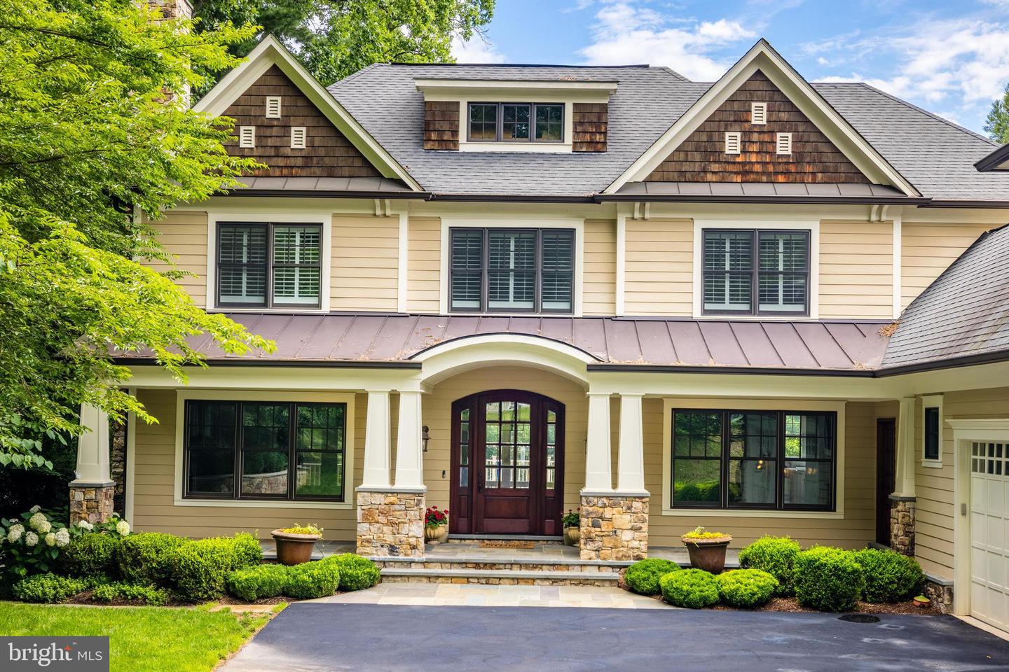 7906 Old Falls Rd, McLean, VA 22102 - MLS VAFX2134934 - Coldwell Banker