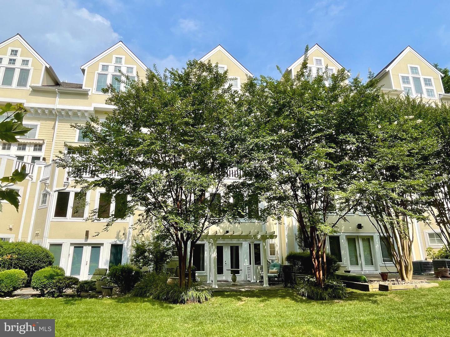 2030 Beacon Heights Dr, Reston, VA 20191 - MLS VAFX2136958 - Coldwell ...