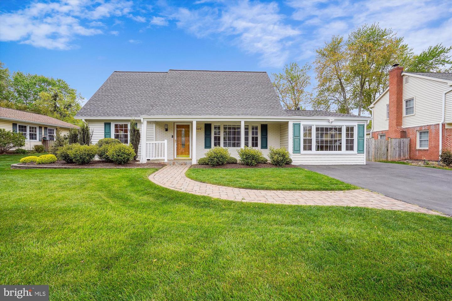 13119 Moss Ranch Ln, Fairfax, VA 22033 - MLS VAFX2167852 - Coldwell Banker