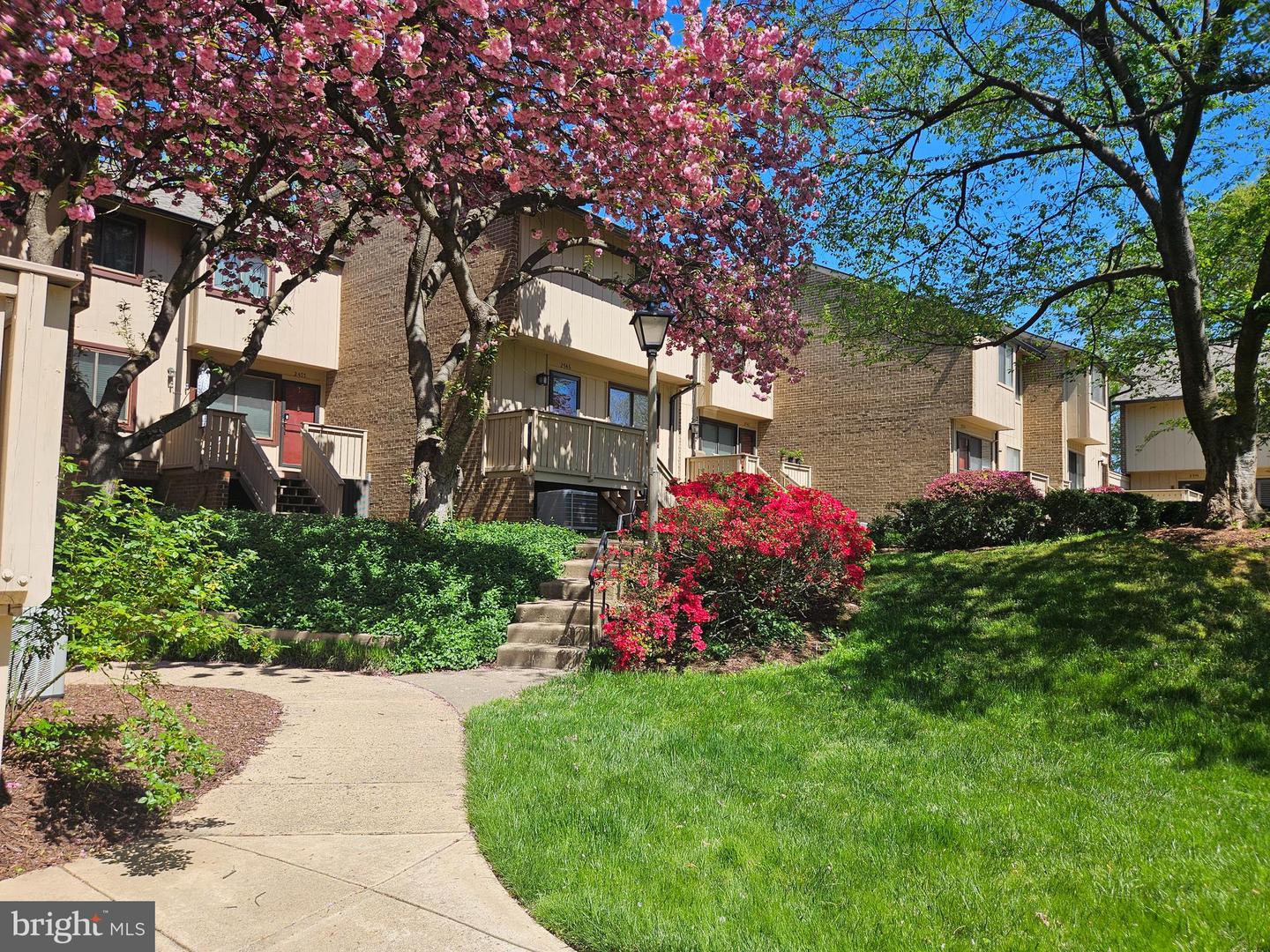 2493 Glengyle Dr #146, Vienna, VA 22181 - MLS VAFX2174578 - Coldwell Banker