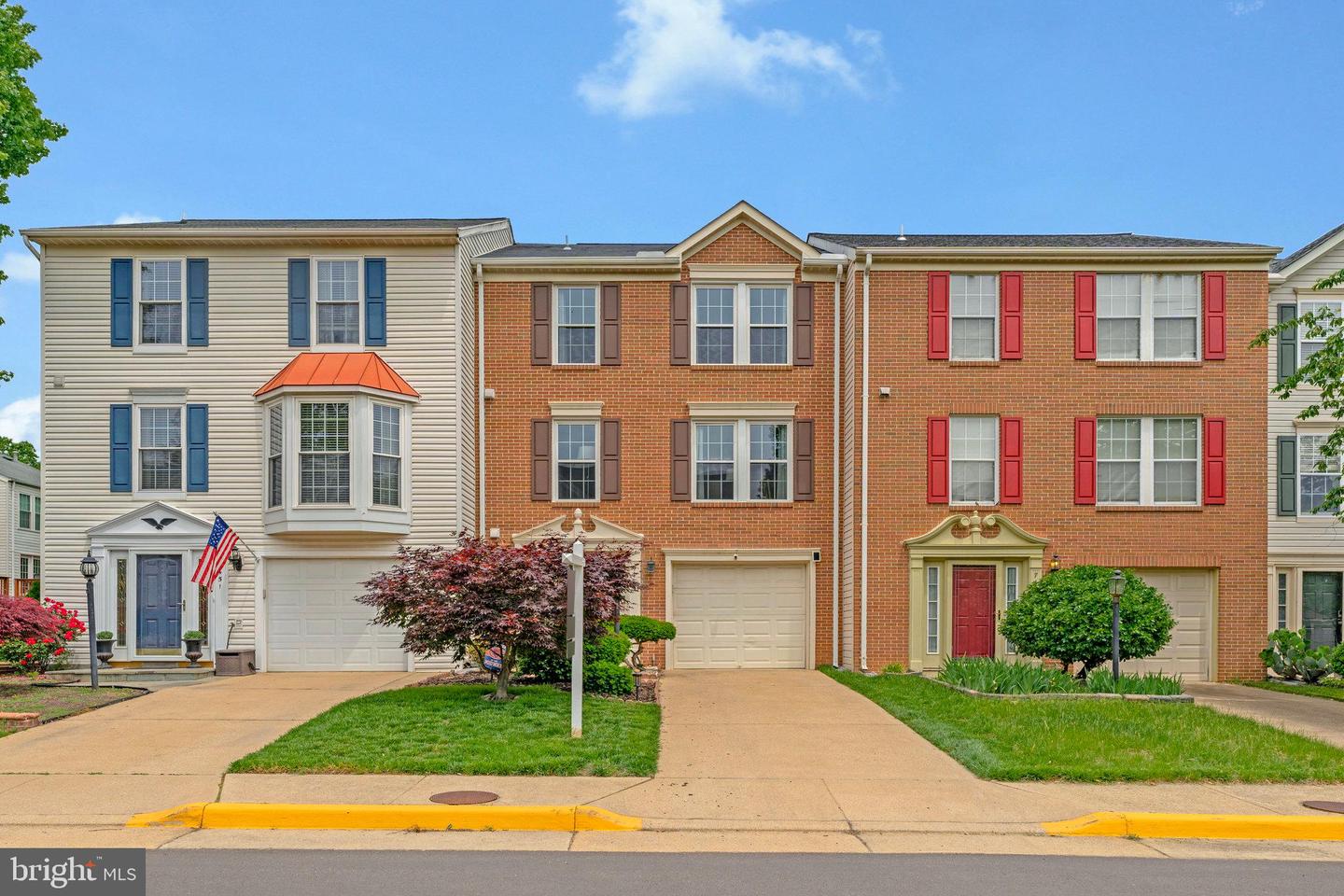 7453 Gadsby Square, Alexandria, VA 22315 - MLS VAFX2235412 - Coldwell ...