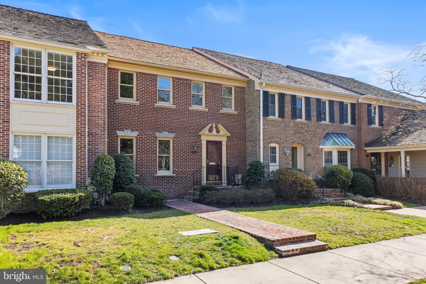 6661 Madison McLean, McLean, VA 22101 - MLS VAFX2236050 - Coldwell Banker